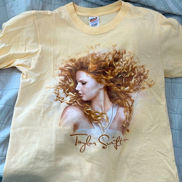 Taylor Swift | Tops | Taylor Swift Fearless Tour Shirt 209 Anvil Yellow ...